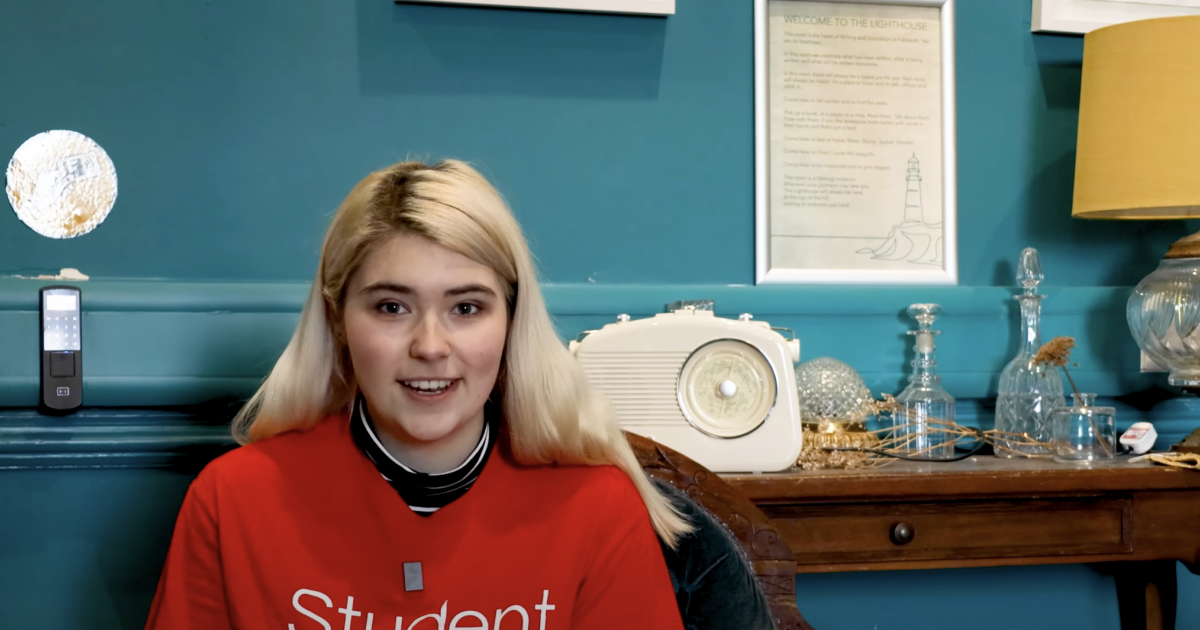 Freshers advice with Sarah | Falmouth University
